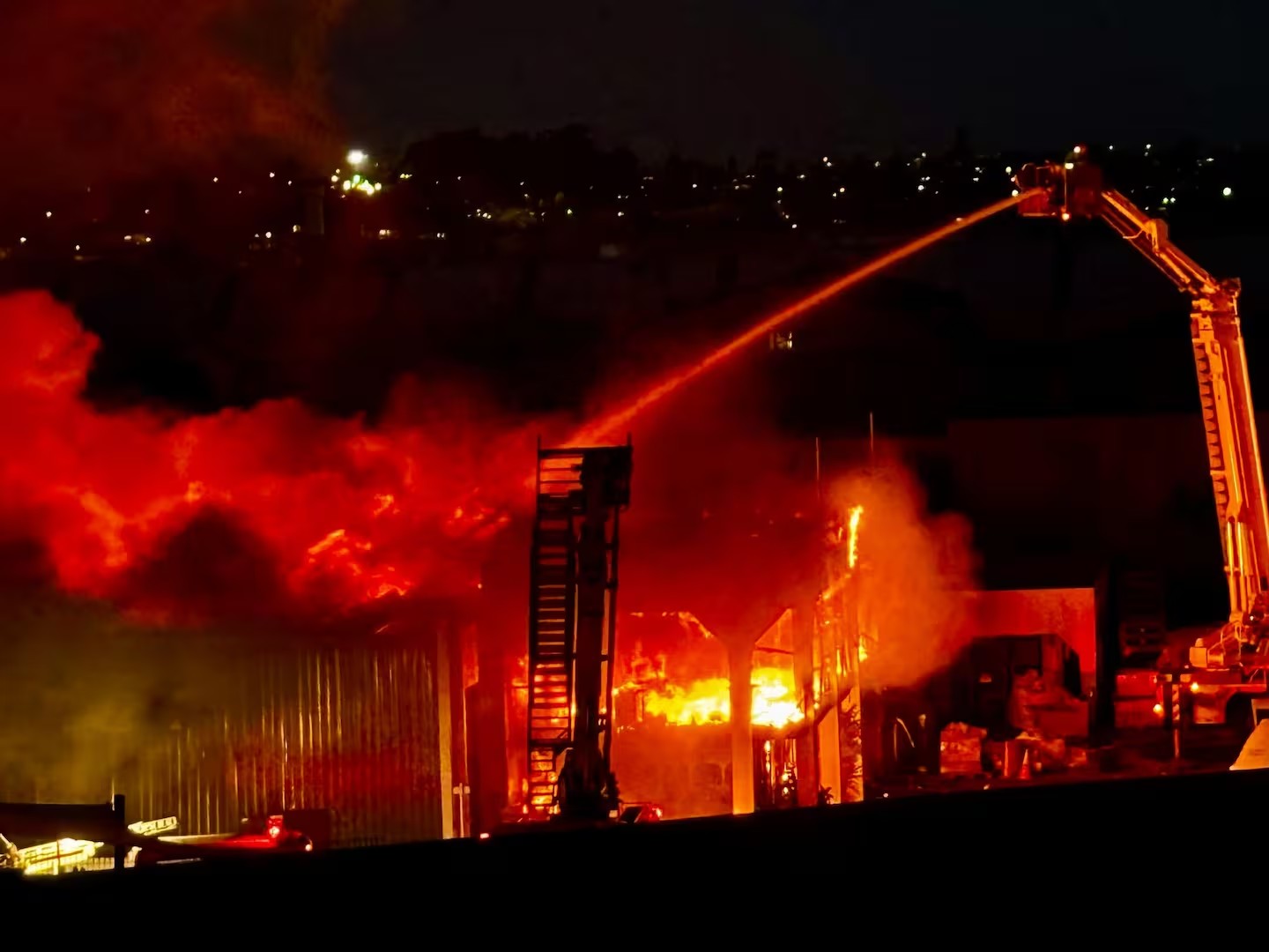 New Zealand Professional Firefighters Union - Near Disaster on the ...